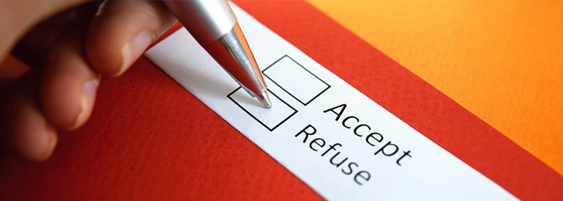 How to Decline a Job Offer Respectfully : Tips & Samples